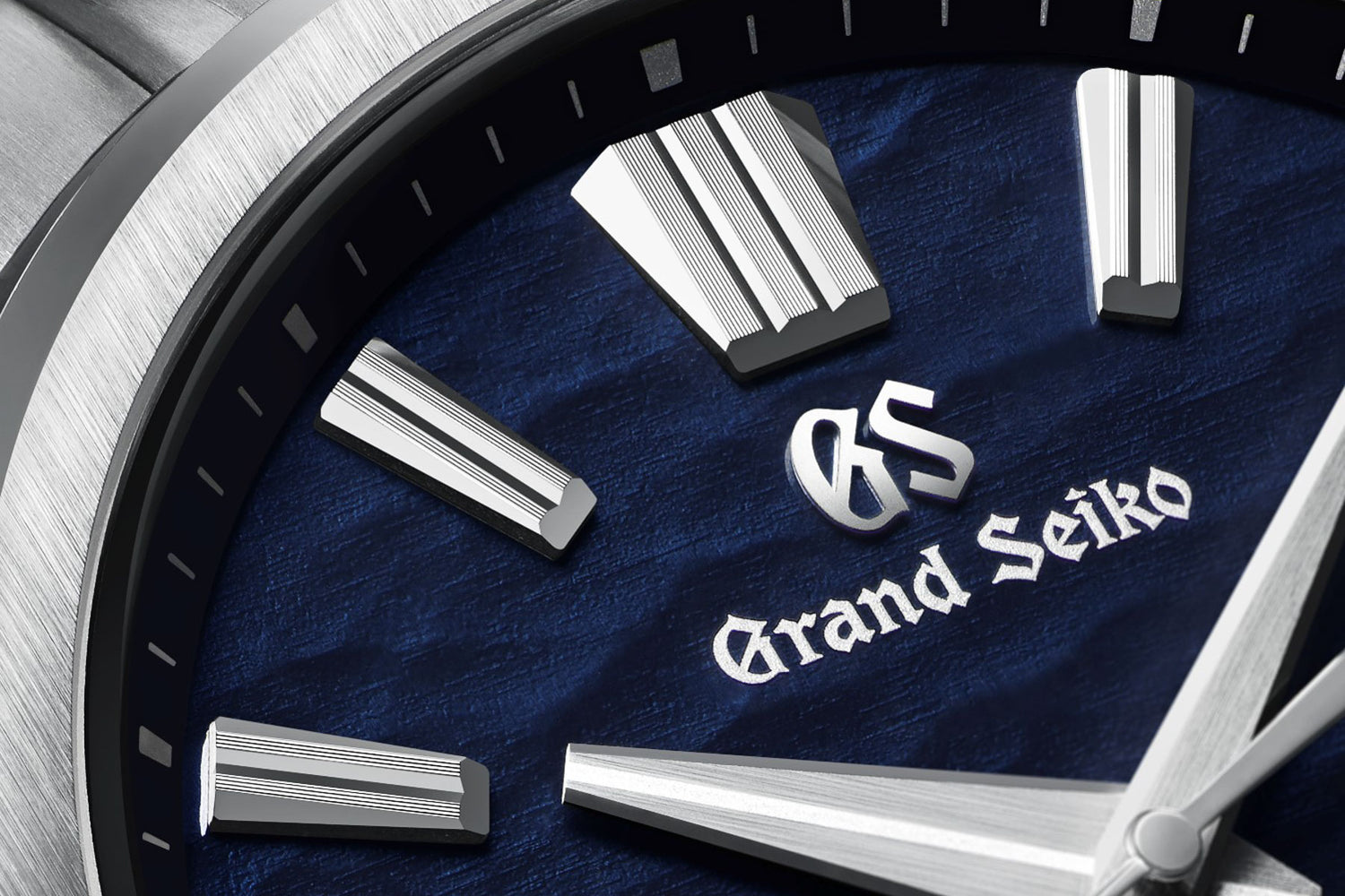 SLGA021 - 5 Day Spring Drive inspired by Lake Suwa – GRAND SEIKO INDIA